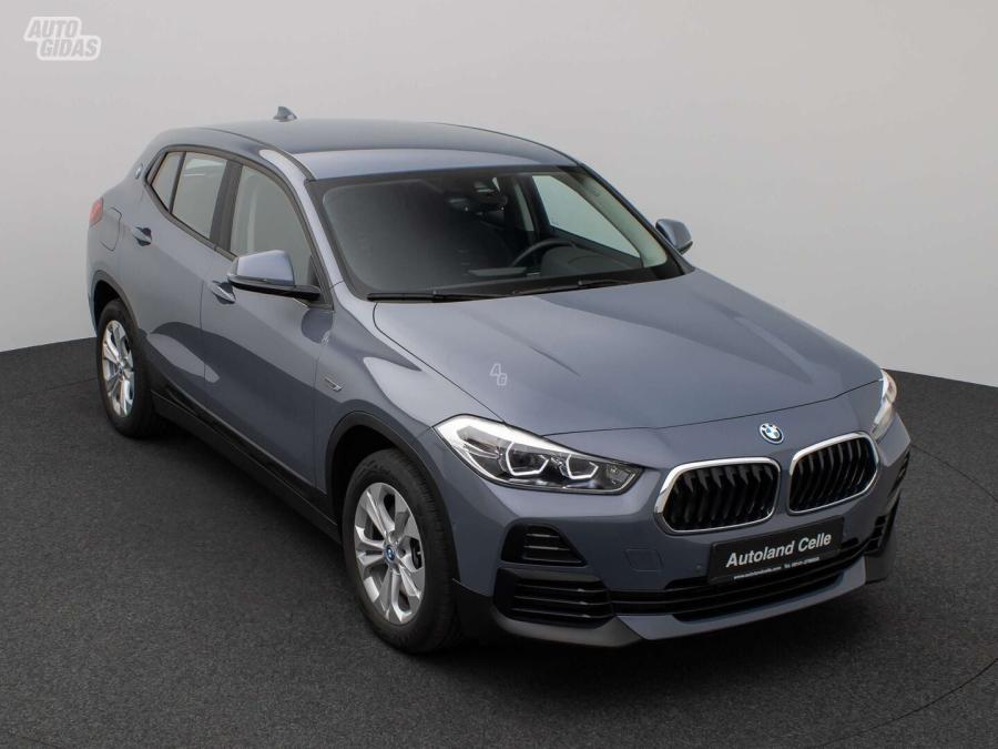Grey BMW X2 2022 in Kaunas, with an engine capacity of 1.50 L and mileage of 52 thousand km for 27034 €, photo 3 on AUTOMOTO.COM.LV