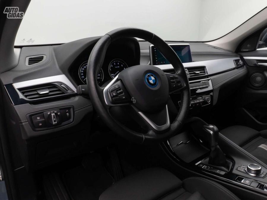 Grey BMW X2 2022 in Kaunas, with an engine capacity of 1.50 L and mileage of 52 thousand km for 27034 €, photo 20 on AUTOMOTO.COM.LV