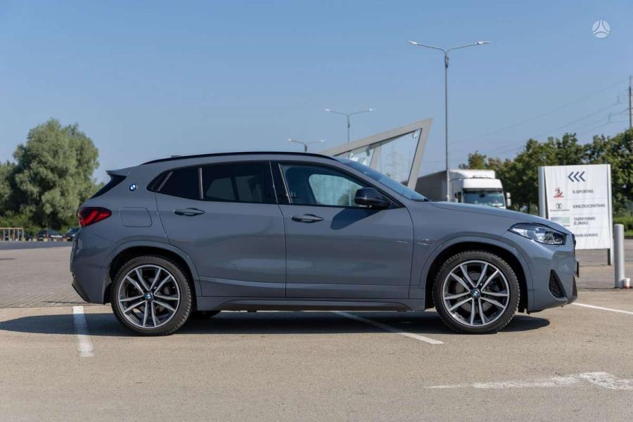 Pelēks BMW X2 2022 Viļņa, ar dzinēja tilpumu 1.50 L un nobraukumu 76 tūkst. km par 26999 €, foto 11 vietnē AUTOMOTO.COM.LV