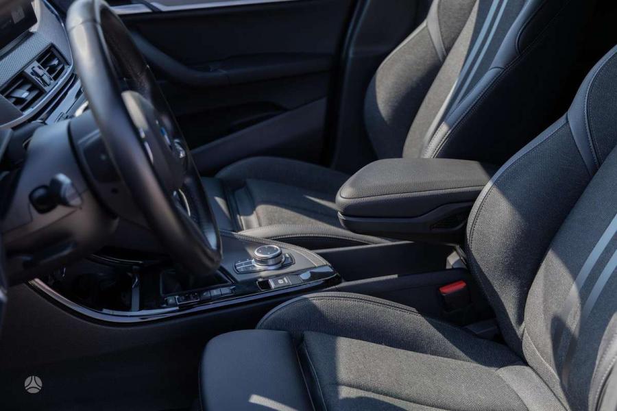 Pelēks BMW X2 2022 Viļņa, ar dzinēja tilpumu 1.50 L un nobraukumu 76 tūkst. km par 26999 €, foto 19 vietnē AUTOMOTO.COM.LV