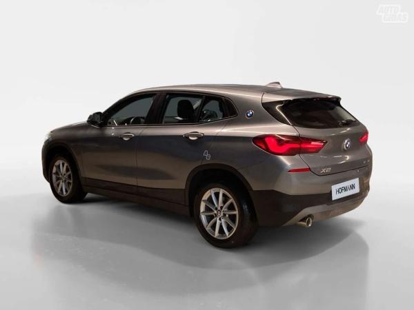 Pelēks BMW X2 2023 Kauņa, ar dzinēja tilpumu 1.50 L un nobraukumu 33 tūkst. km par 27668 €, foto 5 vietnē AUTOMOTO.COM.LV
