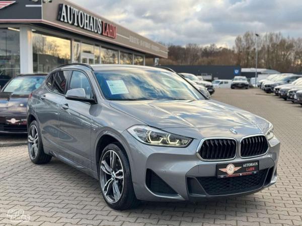Grey BMW X2 2023 in Kaunas, with an engine capacity of 2.00 L and mileage of 85 thousand km for 30067 €, photo 3 on AUTOMOTO.COM.LV