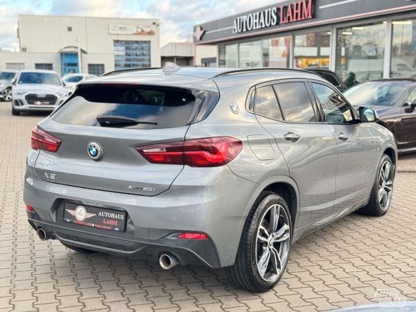 Grey BMW X2 2023 in Kaunas, with an engine capacity of 2.00 L and mileage of 85 thousand km for 30067 €, photo 5 on AUTOMOTO.COM.LV