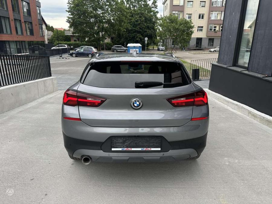 Grey BMW X2 2023 in Kaunas, with an engine capacity of 1.50 L and mileage of 64 thousand km for 27500 €, photo 6 on AUTOMOTO.COM.LV