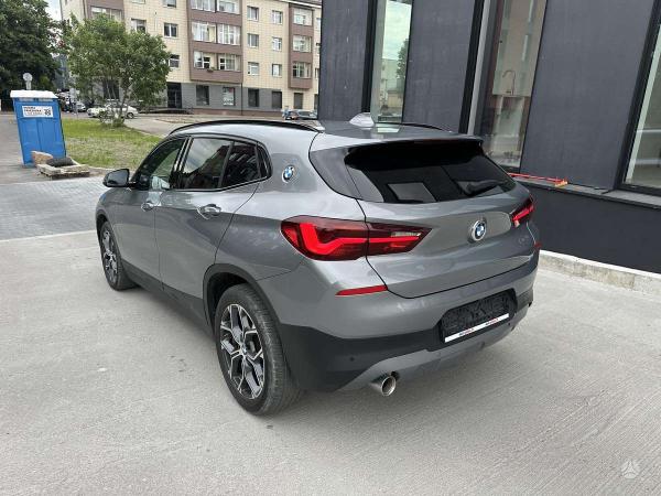 Grey BMW X2 2023 in Kaunas, with an engine capacity of 1.50 L and mileage of 64 thousand km for 27500 €, photo 6 on AUTOMOTO.COM.LV