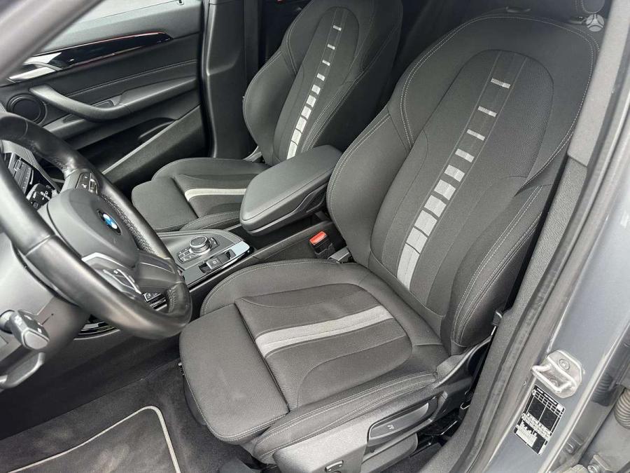 Grey BMW X2 2023 in Kaunas, with an engine capacity of 1.50 L and mileage of 64 thousand km for 27500 €, photo 12 on AUTOMOTO.COM.LV