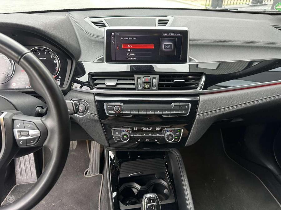 Grey BMW X2 2023 in Kaunas, with an engine capacity of 1.50 L and mileage of 64 thousand km for 27500 €, photo 21 on AUTOMOTO.COM.LV