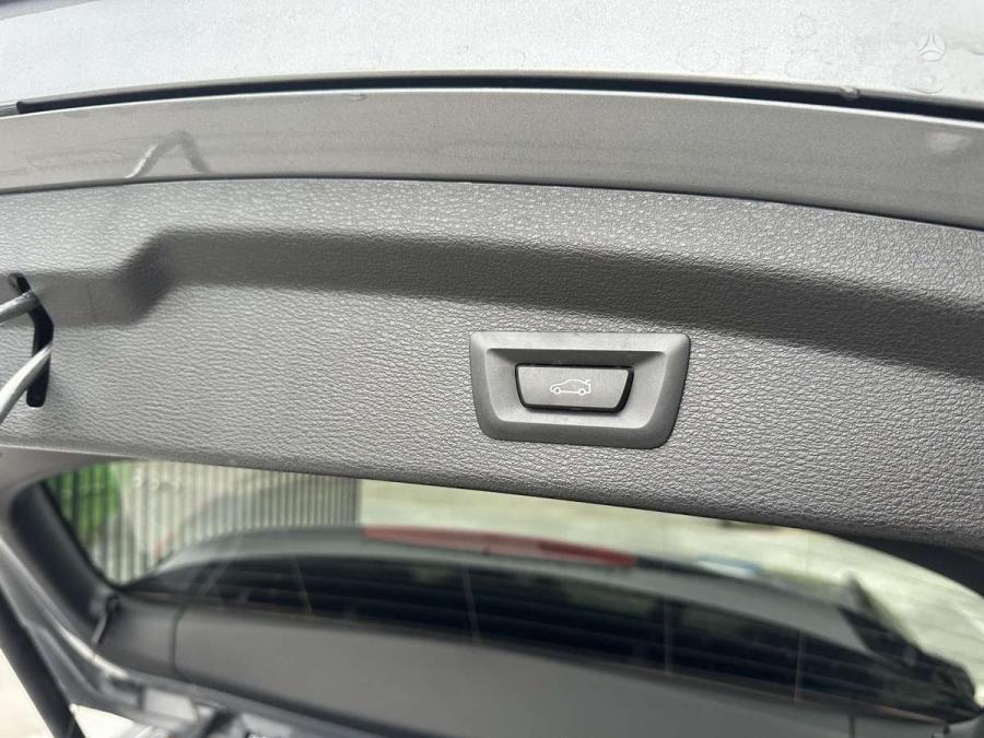 Grey BMW X2 2023 in Kaunas, with an engine capacity of 1.50 L and mileage of 64 thousand km for 27500 €, photo 33 on AUTOMOTO.COM.LV