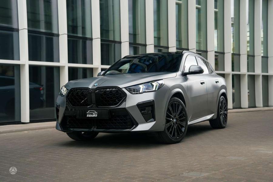 Grey BMW X2 2024 in Vilnius, with an engine capacity of 2.00 L and mileage of 58 thousand km for 44990 €, photo 1 on AUTOMOTO.COM.LV