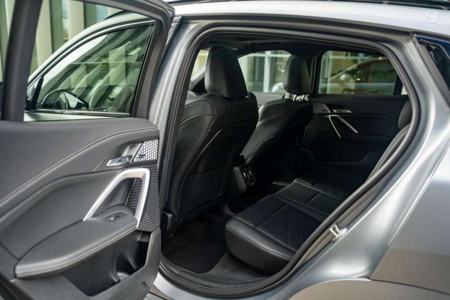 Grey BMW X2 2024 in Vilnius, with an engine capacity of 2.00 L and mileage of 58 thousand km for 44990 €, photo 24 on AUTOMOTO.COM.LV