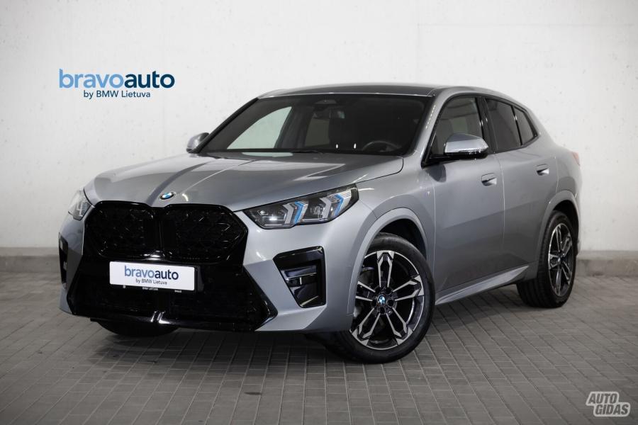 Grey BMW X2 2024 in Vilnius, with an engine capacity of 2.00 L and mileage of 14 thousand km for 39991 €, photo 1 on AUTOMOTO.COM.LV