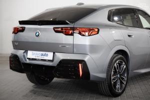 Grey BMW X2 2024 in Vilnius, with an engine capacity of 2.00 L and mileage of 14 thousand km for 39991 €, photo 11 on AUTOMOTO.COM.LV