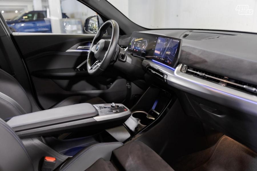 Grey BMW X2 2024 in Vilnius, with an engine capacity of 2.00 L and mileage of 14 thousand km for 39991 €, photo 21 on AUTOMOTO.COM.LV