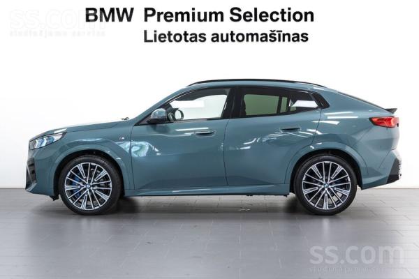 Grey BMW X2 2025 in Riga, with an engine capacity of 2.00 L and mileage of 44 thousand km for 42500 €, photo 2 on AUTOMOTO.COM.LV