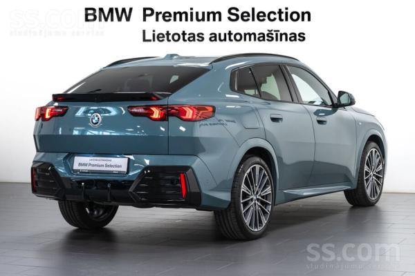 Grey BMW X2 2025 in Riga, with an engine capacity of 2.00 L and mileage of 44 thousand km for 42500 €, photo 4 on AUTOMOTO.COM.LV