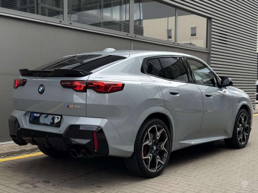 Grey BMW X2 2025 in Vilnius, with an engine capacity of 2.00 L and mileage of 29 thousand km for 48222 €, photo 3 on AUTOMOTO.COM.LV