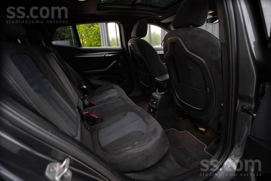 Grey BMW X2 2018 in Jelgava, with an engine capacity of 2.00 L and mileage of 0 thousand km for 17500 €, photo 9 on AUTOMOTO.COM.LV