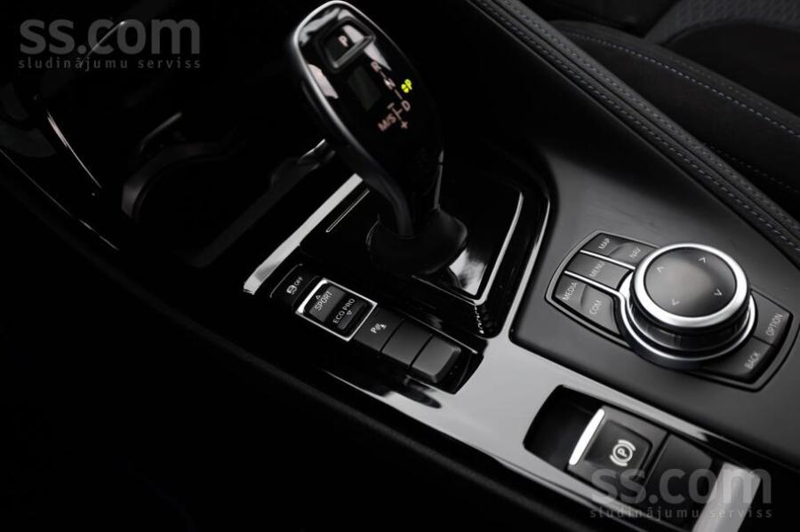 Grey BMW X2 2018 in Jelgava, with an engine capacity of 2.00 L and mileage of 0 thousand km for 17500 €, photo 13 on AUTOMOTO.COM.LV