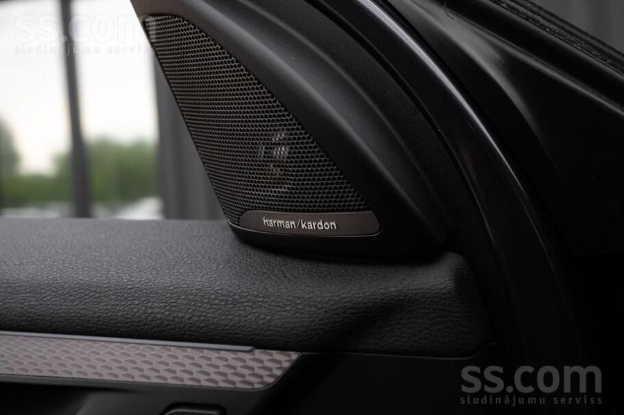 Grey BMW X2 2018 in Jelgava, with an engine capacity of 2.00 L and mileage of 0 thousand km for 17500 €, photo 14 on AUTOMOTO.COM.LV
