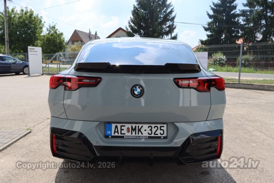 Grey BMW X2 2024 in Tallinn, with an engine capacity of 2.00 L and mileage of 32 thousand km for 39990 €, photo 7 on AUTOMOTO.COM.LV
