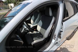 Grey BMW X2 2024 in Tallinn, with an engine capacity of 2.00 L and mileage of 32 thousand km for 39990 €, photo 11 on AUTOMOTO.COM.LV