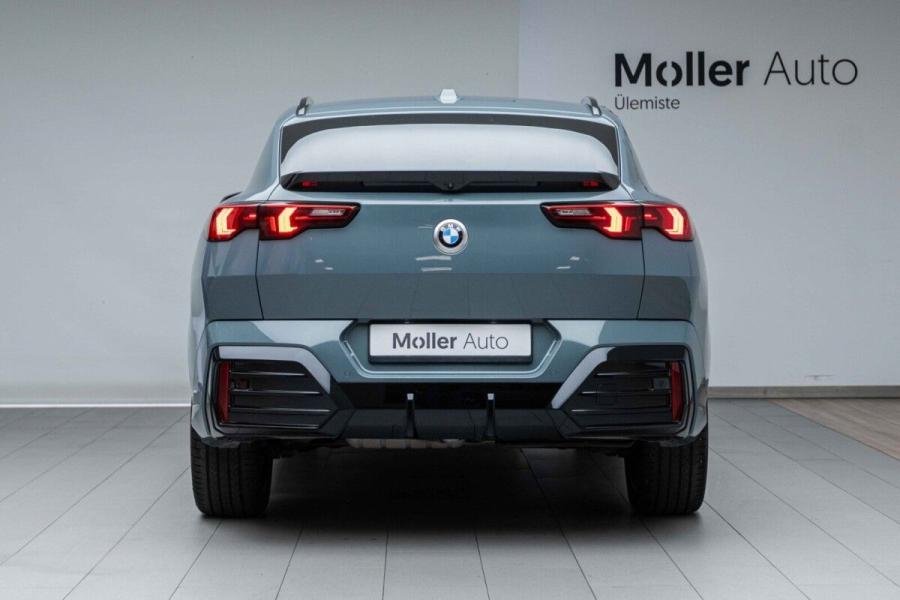 Pelēks BMW X2 2024 Peetri, ar dzinēja tilpumu 2.00 L un nobraukumu 0 tūkst. km par 38650 €, foto 7 vietnē AUTOMOTO.COM.LV