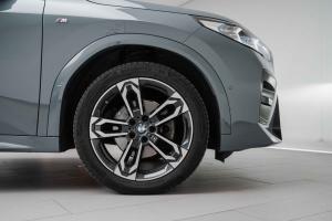 Pelēks BMW X2 2024 Peetri, ar dzinēja tilpumu 2.00 L un nobraukumu 0 tūkst. km par 38650 €, foto 15 vietnē AUTOMOTO.COM.LV