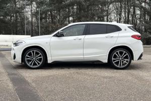 White BMW X2 2018 in Kaunas, with an engine capacity of 2.00 L and mileage of 221 thousand km for 18990 €, photo 6 on AUTOMOTO.COM.LV