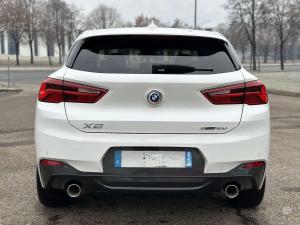 White BMW X2 2018 in Kaunas, with an engine capacity of 2.00 L and mileage of 221 thousand km for 18990 €, photo 9 on AUTOMOTO.COM.LV