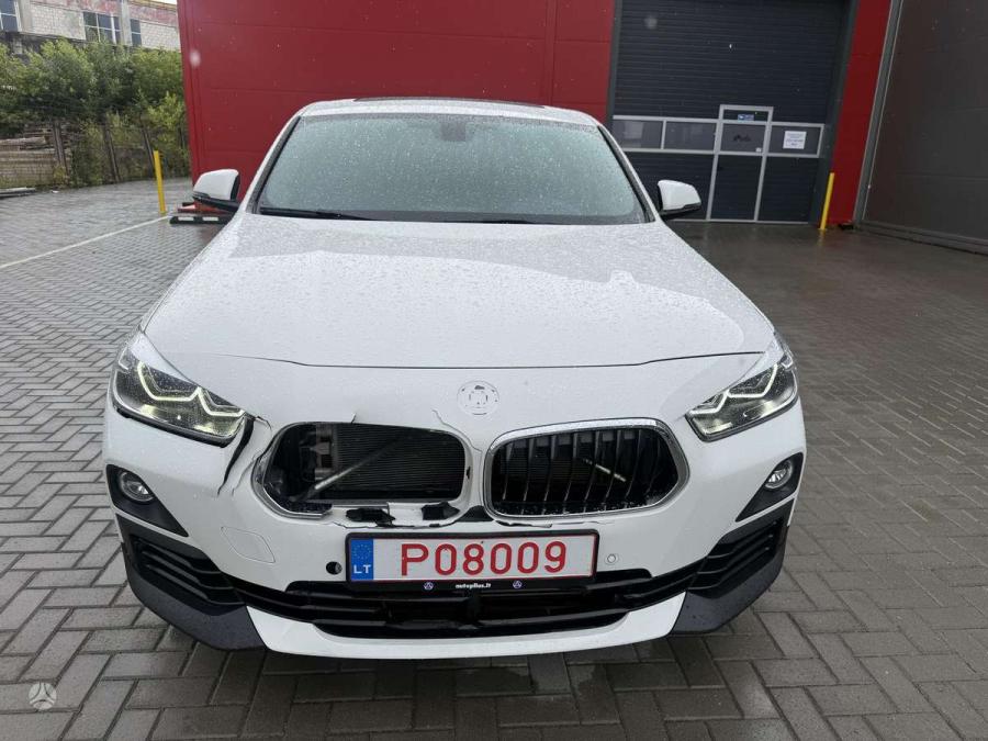 Balts BMW X2 2018 Viļņa, ar dzinēja tilpumu 2.00 L un nobraukumu 230 tūkst. km par 10900 €, foto 3 vietnē AUTOMOTO.COM.LV
