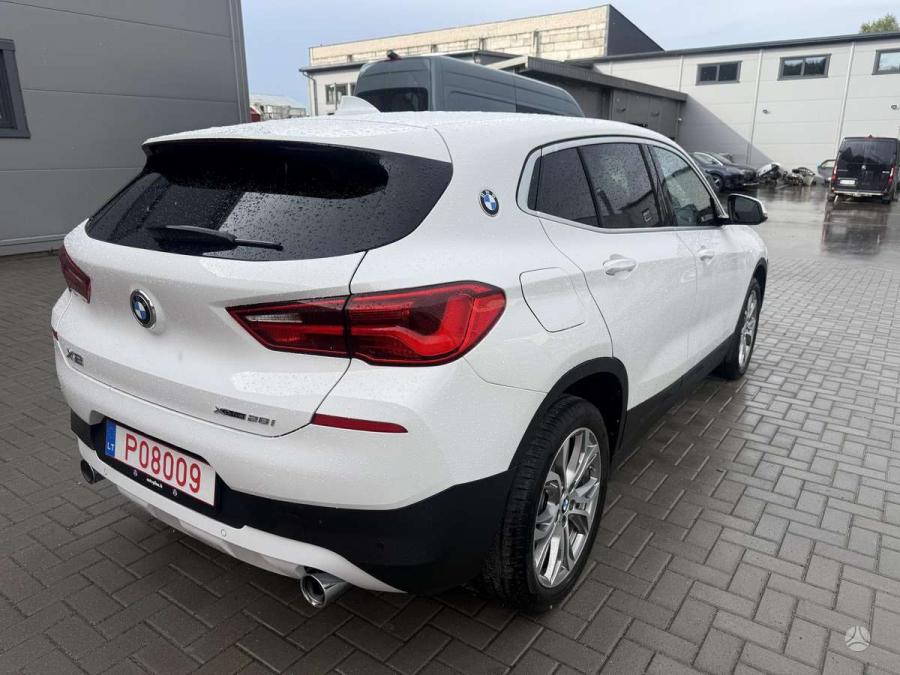 Balts BMW X2 2018 Viļņa, ar dzinēja tilpumu 2.00 L un nobraukumu 230 tūkst. km par 10900 €, foto 6 vietnē AUTOMOTO.COM.LV