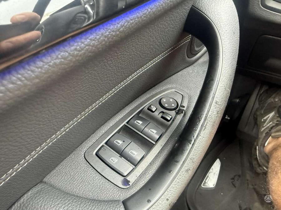 Balts BMW X2 2018 Viļņa, ar dzinēja tilpumu 2.00 L un nobraukumu 230 tūkst. km par 10900 €, foto 16 vietnē AUTOMOTO.COM.LV