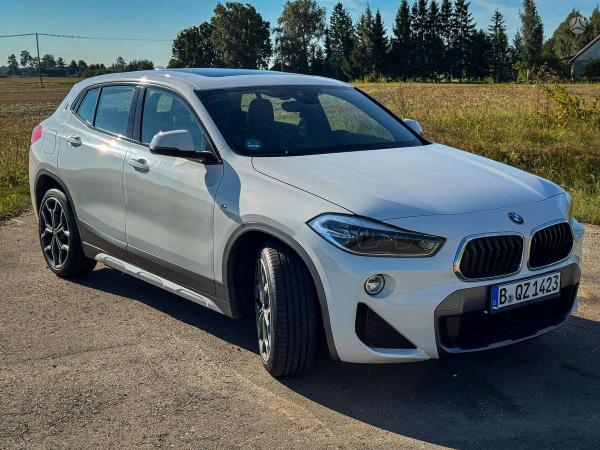 БМВ X2 2018 в Каунас на AUTOMOTO.COM.LV Белый БМВ X2 2018 в Каунас, объемом двигателя 2.00 л и пробегом 208 тыс. км за 14700 €, фото 5 на AUTOMOTO.COM.LV