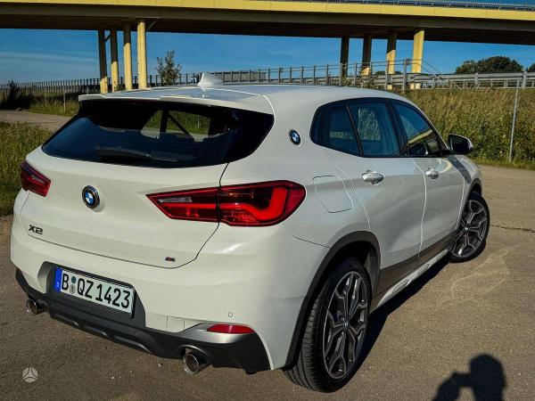 БМВ X2 2018 в Каунас на AUTOMOTO.COM.LV Белый БМВ X2 2018 в Каунас, объемом двигателя 2.00 л и пробегом 208 тыс. км за 14700 €, фото 7 на AUTOMOTO.COM.LV