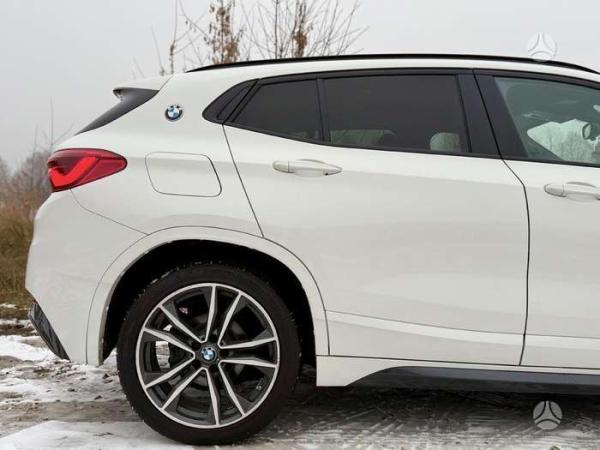 White BMW X2 2019 in Siauliai, with an engine capacity of 1.50 L and mileage of 169 thousand km for 17200 €, photo 9 on AUTOMOTO.COM.LV