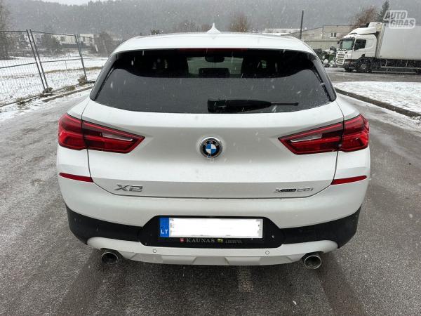 White BMW X2 2019 in Giraite, with an engine capacity of 2.00 L and mileage of 62 thousand km for 18750 €, photo 6 on AUTOMOTO.COM.LV