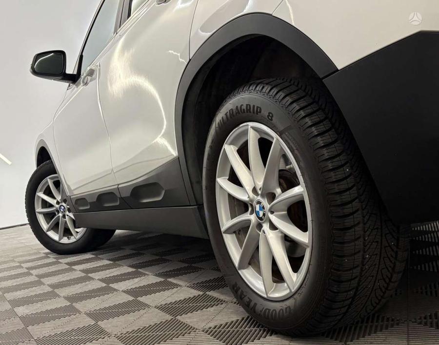 White BMW X2 2019 in Marijampole, with an engine capacity of 2.00 L and mileage of 151 thousand km for 16999 €, photo 23 on AUTOMOTO.COM.LV
