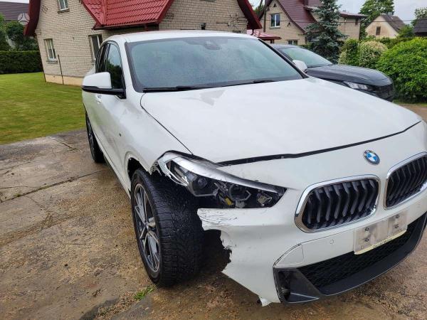 Balts BMW X2 2019 Jonava, ar dzinēja tilpumu 2.00 L un nobraukumu 153 tūkst. km par 12800 €, foto 4 vietnē AUTOMOTO.COM.LV