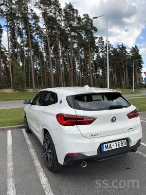 White BMW X2 2019 in Riga, with an engine capacity of 2.00 L and mileage of 81 thousand km for 21000 €, photo 5 on AUTOMOTO.COM.LV