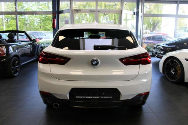 White BMW X2 2020 in Kaunas, with an engine capacity of 1.50 L and mileage of 47 thousand km for 26913 €, photo 5 on AUTOMOTO.COM.LV
