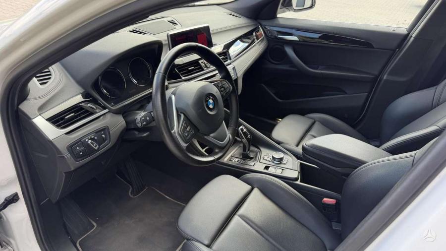 Balts BMW X2 2020 Viļņa, ar dzinēja tilpumu 2.00 L un nobraukumu 50 tūkst. km par 17950 €, foto 13 vietnē AUTOMOTO.COM.LV