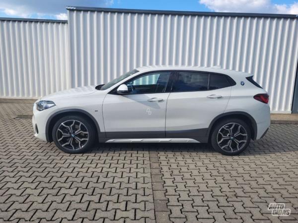 White BMW X2 2021 in Kaunas, with an engine capacity of 2.00 L and mileage of 80 thousand km for 28321 €, photo 3 on AUTOMOTO.COM.LV