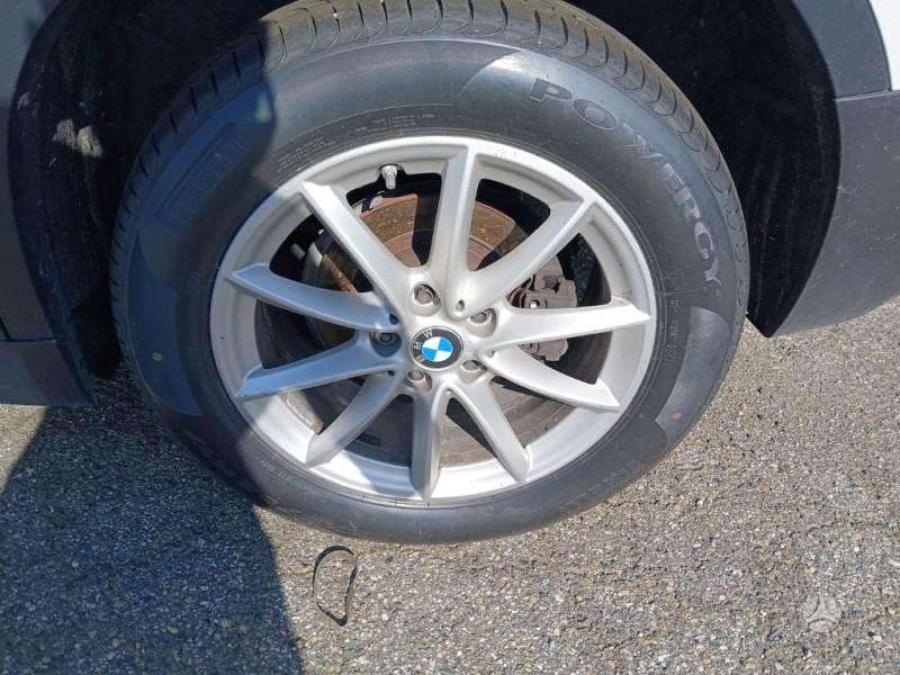 White BMW X2 2021 in Kaunas, with an engine capacity of 1.50 L and mileage of 222 thousand km for 8000 €, photo 13 on AUTOMOTO.COM.LV