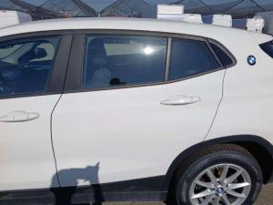 White BMW X2 2021 in Kaunas, with an engine capacity of 1.50 L and mileage of 222 thousand km for 8000 €, photo 20 on AUTOMOTO.COM.LV