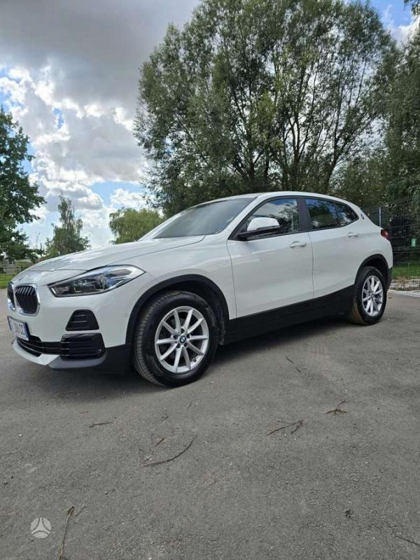 White BMW X2 2021 in Marijampole, with an engine capacity of 1.50 L and mileage of 222 thousand km for 13250 €, photo 1 on AUTOMOTO.COM.LV