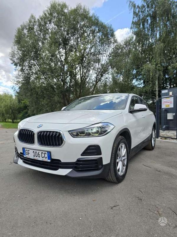 White BMW X2 2021 in Marijampole, with an engine capacity of 1.50 L and mileage of 222 thousand km for 13250 €, photo 3 on AUTOMOTO.COM.LV