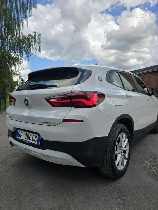White BMW X2 2021 in Marijampole, with an engine capacity of 1.50 L and mileage of 222 thousand km for 13250 €, photo 7 on AUTOMOTO.COM.LV