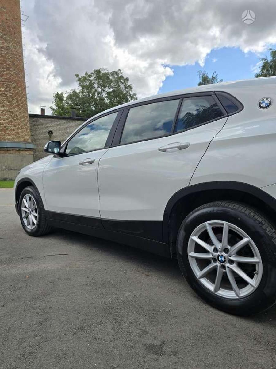 White BMW X2 2021 in Marijampole, with an engine capacity of 1.50 L and mileage of 222 thousand km for 13250 €, photo 9 on AUTOMOTO.COM.LV