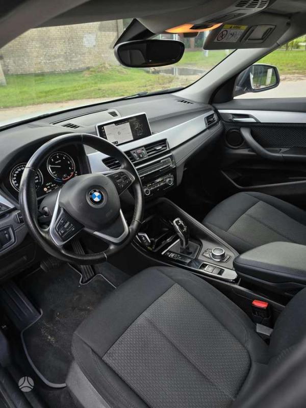 White BMW X2 2021 in Marijampole, with an engine capacity of 1.50 L and mileage of 222 thousand km for 13250 €, photo 11 on AUTOMOTO.COM.LV