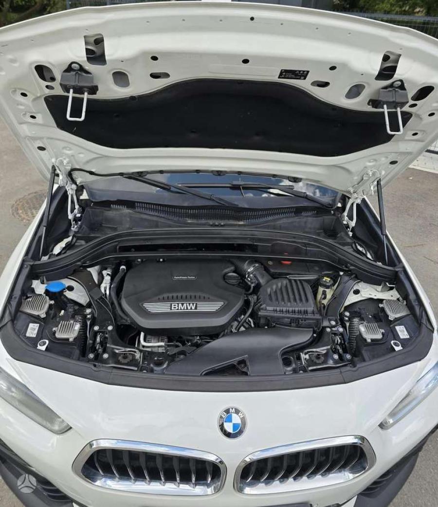 White BMW X2 2021 in Marijampole, with an engine capacity of 1.50 L and mileage of 222 thousand km for 13250 €, photo 14 on AUTOMOTO.COM.LV